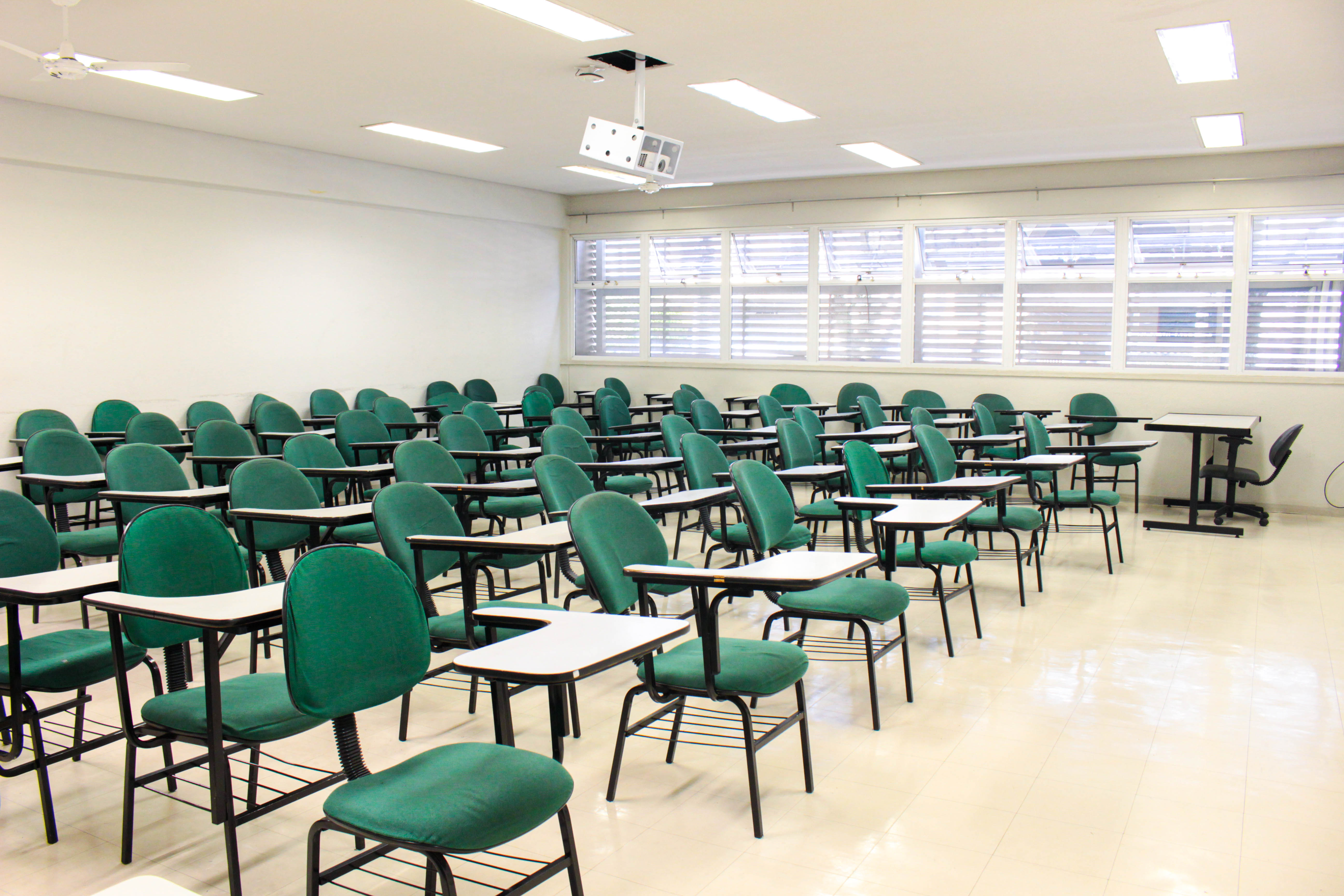 SALAS DE AULA – Universidade Cruzeiro do Sul