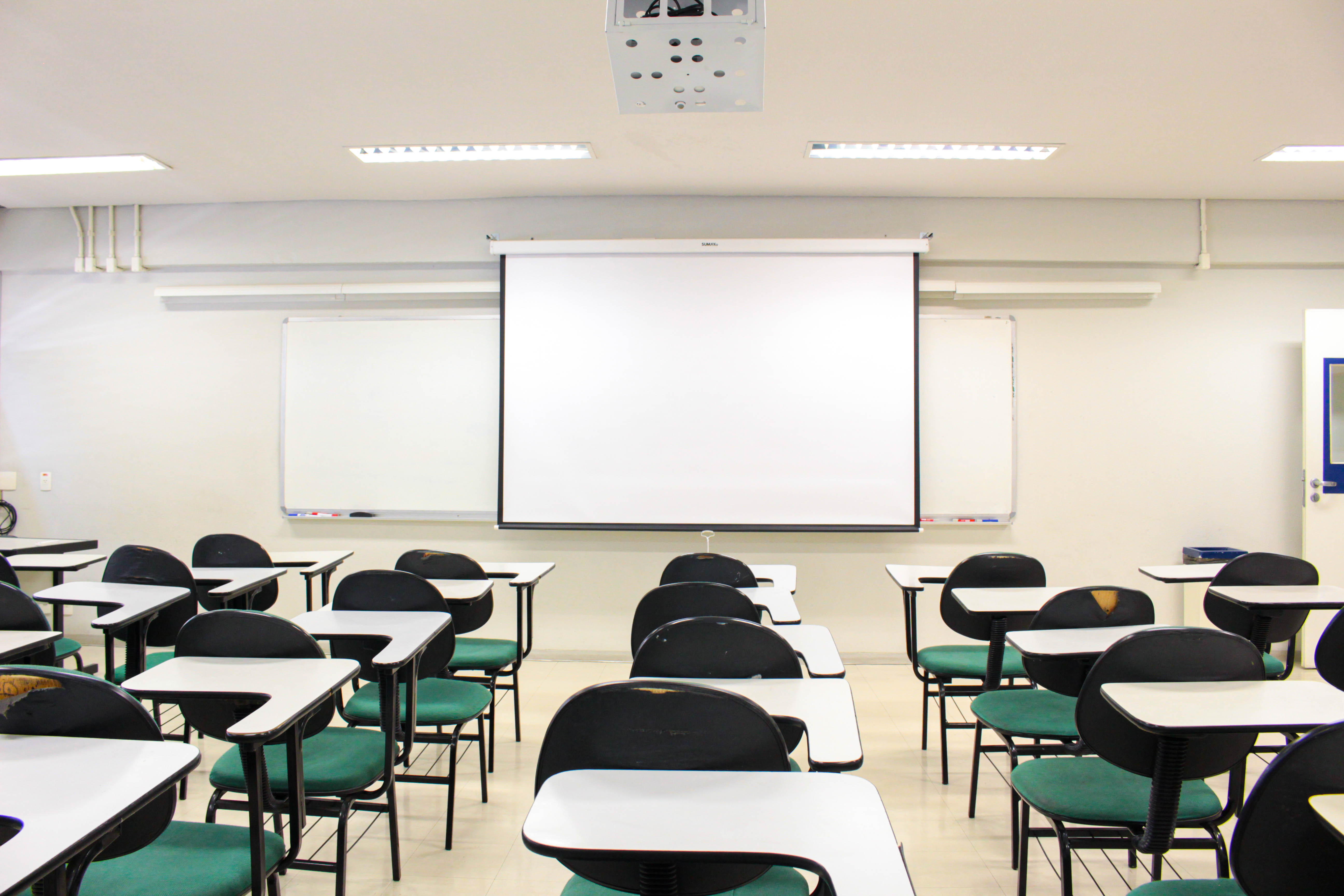 SALAS DE AULA – Universidade Cruzeiro do Sul